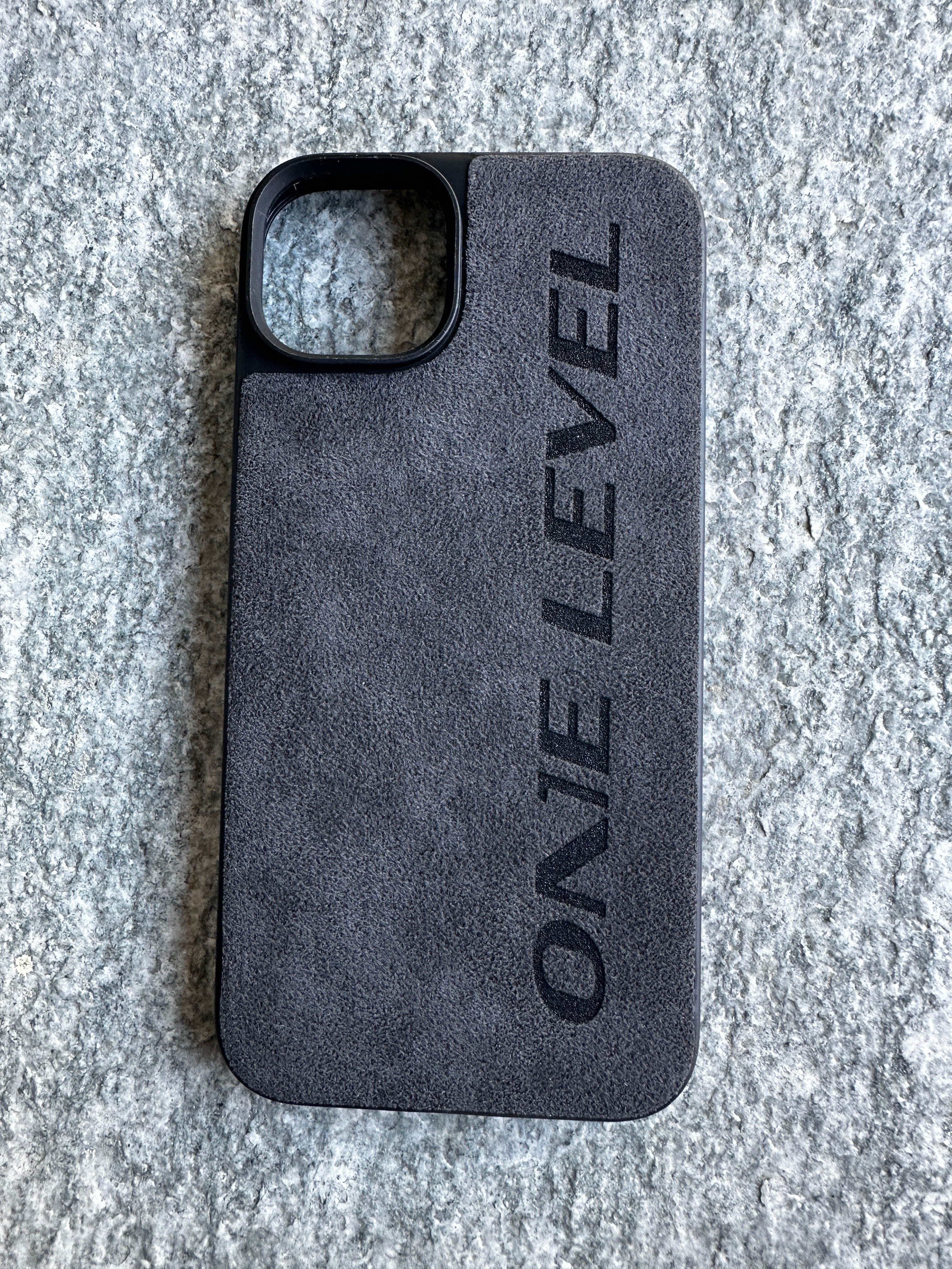 OneLevel Alcantara Smartphone Case